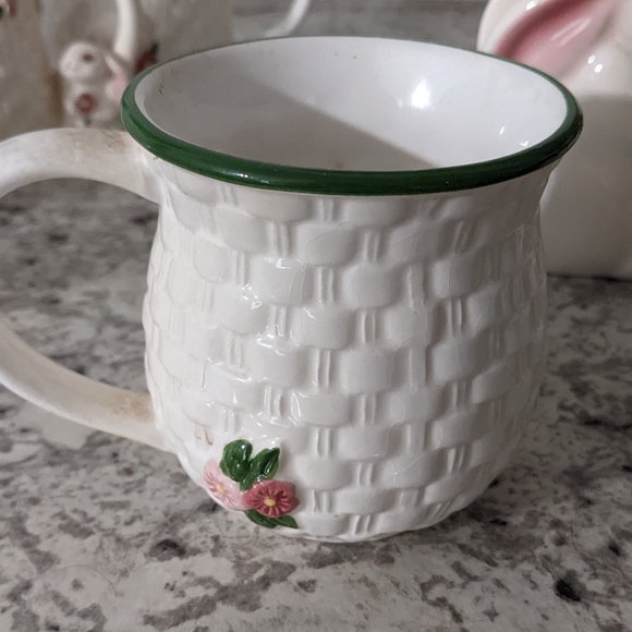 Avon | Kitchen | Vintage Avon Coffee Cups And Creamer Dish | Poshmark